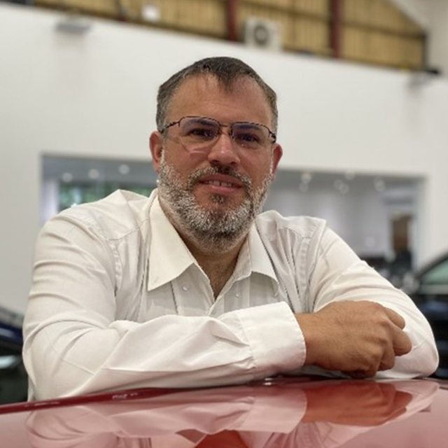 Meet The Team - Unit One Automotive